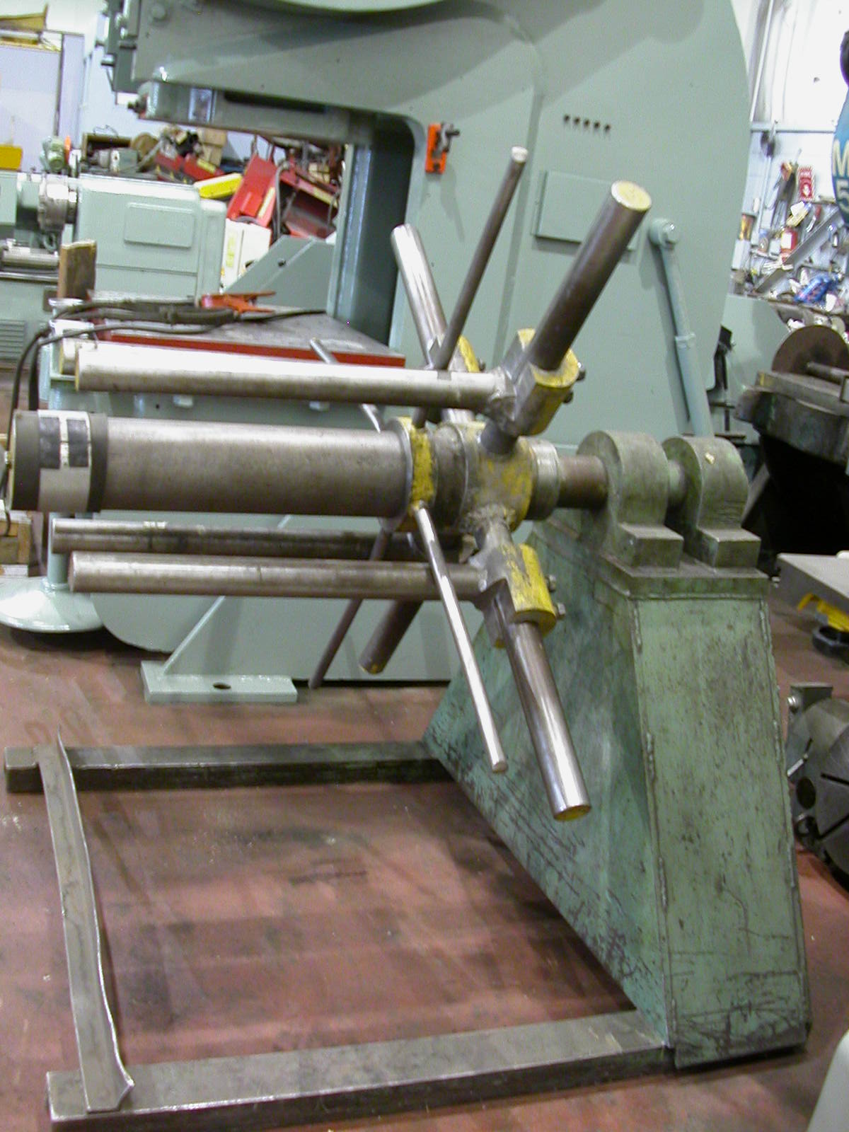 24" WIDE X 5,000 LB MANUAL UNCOILER - Stevens Machine